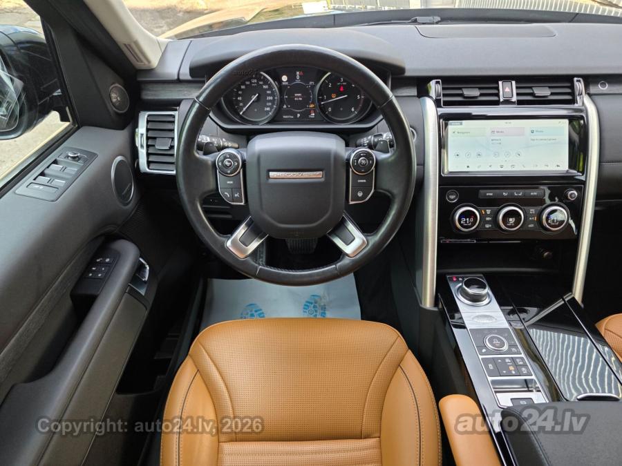 Black Land Rover Discovery 2017 in Tallinn, with an engine capacity of 3.00 L and mileage of 105 thousand km for 24990 €, photo 19 on AUTOMOTO.COM.LV