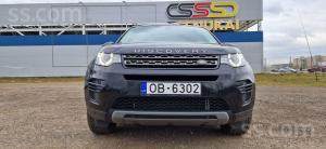 Black Land Rover Discovery 2017 in Daugavpils, with an engine capacity of 2.00 L and mileage of 179 thousand km for 14100 €, photo 9 on AUTOMOTO.COM.LV