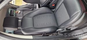 Black Land Rover Discovery 2017 in Daugavpils, with an engine capacity of 2.00 L and mileage of 179 thousand km for 14100 €, photo 25 on AUTOMOTO.COM.LV