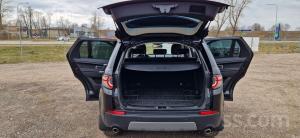 Black Land Rover Discovery 2017 in Daugavpils, with an engine capacity of 2.00 L and mileage of 179 thousand km for 14100 €, photo 27 on AUTOMOTO.COM.LV