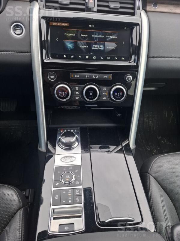 Land Rover Discovery 2017 Rīga vietnē Melns Land Rover Discovery 2017 Rīga, ar dzinēja tilpumu 2.00 L un nobraukumu 141 tūkst. km par 16500 €, foto 8 vietnē AUTOMOTO.COM.LV