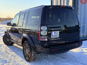 Black Land Rover Discovery 2017 in Riga, with an engine capacity of 3.00 L and mileage of 164 thousand km for 15995 €, photo 3 on AUTOMOTO.COM.LV