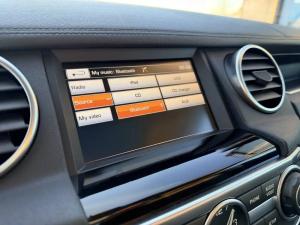 Black Land Rover Discovery 2017 in Riga, with an engine capacity of 3.00 L and mileage of 164 thousand km for 15995 €, photo 31 on AUTOMOTO.COM.LV