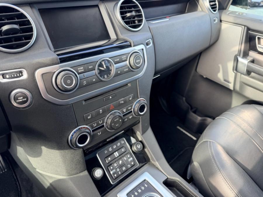 Melns Land Rover Discovery 2017 Rīga, ar dzinēja tilpumu 3.00 L un nobraukumu 164 tūkst. km par 15995 €, foto 9 vietnē AUTOMOTO.COM.LV