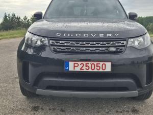 Black Land Rover Discovery 2017 in Siauliai, with an engine capacity of 2.00 L and mileage of 166 thousand km for 14700 €, photo 3 on AUTOMOTO.COM.LV