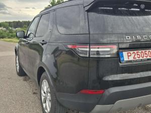 Black Land Rover Discovery 2017 in Siauliai, with an engine capacity of 2.00 L and mileage of 166 thousand km for 14700 €, photo 11 on AUTOMOTO.COM.LV