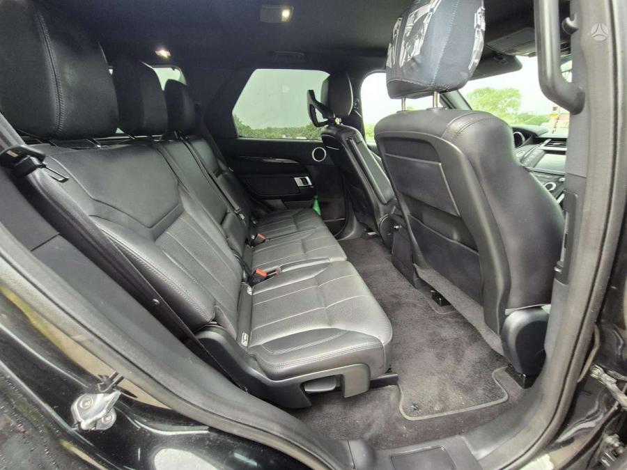 Black Land Rover Discovery 2017 in Siauliai, with an engine capacity of 2.00 L and mileage of 166 thousand km for 14700 €, photo 36 on AUTOMOTO.COM.LV