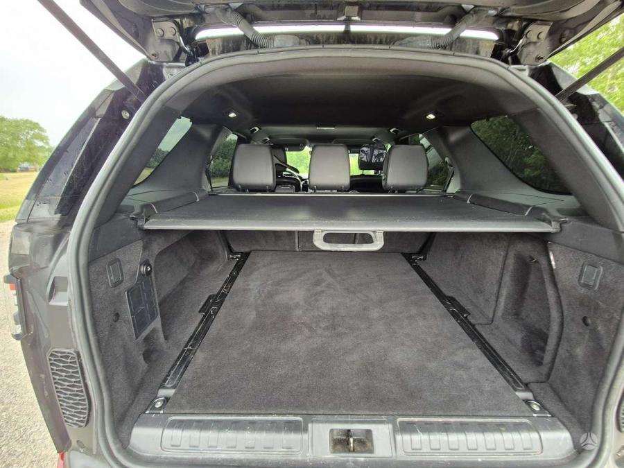Black Land Rover Discovery 2017 in Siauliai, with an engine capacity of 2.00 L and mileage of 166 thousand km for 14700 €, photo 37 on AUTOMOTO.COM.LV