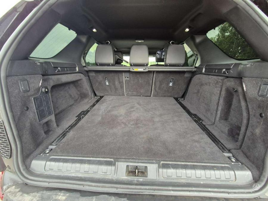 Black Land Rover Discovery 2017 in Siauliai, with an engine capacity of 2.00 L and mileage of 166 thousand km for 14700 €, photo 38 on AUTOMOTO.COM.LV