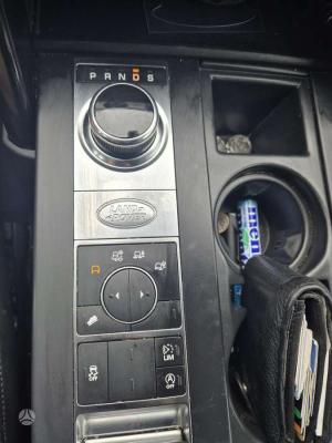 Black Land Rover Discovery 2017 in Siauliai, with an engine capacity of 2.00 L and mileage of 166 thousand km for 14700 €, photo 41 on AUTOMOTO.COM.LV