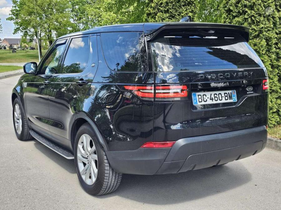 Black Land Rover Discovery 2017 in Taurage, with an engine capacity of 2.00 L and mileage of 172 thousand km for 18000 €, photo 13 on AUTOMOTO.COM.LV