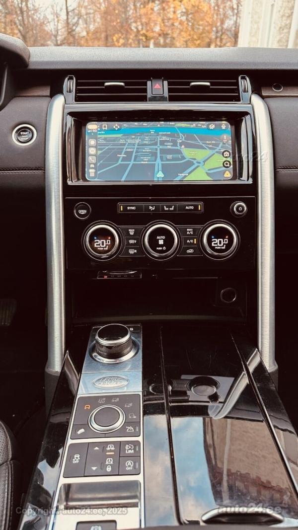 Melns Land Rover Discovery 2018 Tallina, ar dzinēja tilpumu 3.00 L un nobraukumu 153 tūkst. km par 38000 €, foto 11 vietnē AUTOMOTO.COM.LV