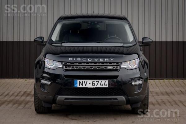 Melns Land Rover Discovery 2018 Talsi, ar dzinēja tilpumu 2.00 L un nobraukumu 124 tūkst. km par 14950 €, foto 2 vietnē AUTOMOTO.COM.LV
