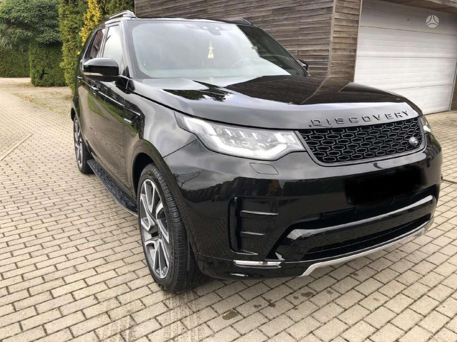 Melns Land Rover Discovery 2018 Kauņa, ar dzinēja tilpumu 2.99 L un nobraukumu 175 tūkst. km par 31500 €, foto 4 vietnē AUTOMOTO.COM.LV