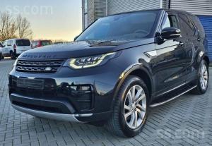 Black Land Rover Discovery 2018 in Riga, with an engine capacity of 3.00 L and mileage of 141 thousand km for 16800 €, photo 10 on AUTOMOTO.COM.LV