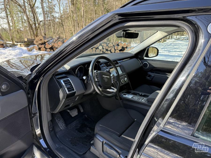 Melns Land Rover Discovery 2018 Viļņa, ar dzinēja tilpumu 2.00 L un nobraukumu 177 tūkst. km par 16000 €, foto 14 vietnē AUTOMOTO.COM.LV