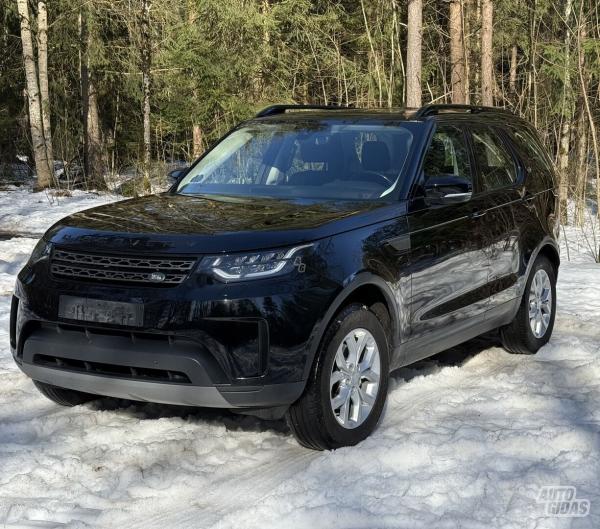 Black Land Rover Discovery 2018 in Vilnius, with an engine capacity of 2.00 L and mileage of 177 thousand km for 16000 €, photo 1 on AUTOMOTO.COM.LV