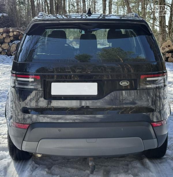 Black Land Rover Discovery 2018 in Vilnius, with an engine capacity of 2.00 L and mileage of 177 thousand km for 16000 €, photo 8 on AUTOMOTO.COM.LV