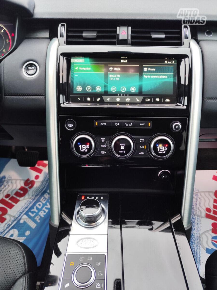 Melns Land Rover Discovery 2018 Šauļi, ar dzinēja tilpumu 2.00 L un nobraukumu 120 tūkst. km par 19800 €, foto 17 vietnē AUTOMOTO.COM.LV