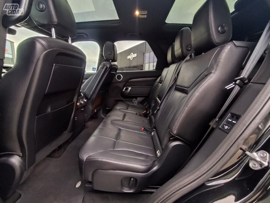 Melns Land Rover Discovery 2018 Šauļi, ar dzinēja tilpumu 2.00 L un nobraukumu 120 tūkst. km par 19800 €, foto 27 vietnē AUTOMOTO.COM.LV