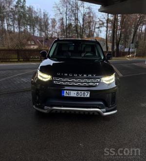 Melns Land Rover Discovery 2018 Jūrmala, ar dzinēja tilpumu 2.00 L un nobraukumu 139 tūkst. km par 24750 €, foto 4 vietnē AUTOMOTO.COM.LV