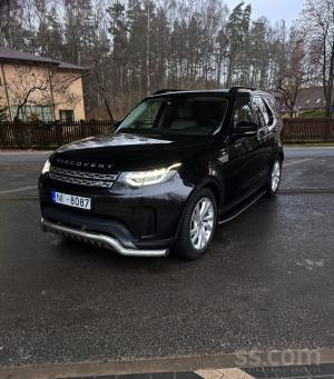 Melns Land Rover Discovery 2018 Jūrmala, ar dzinēja tilpumu 2.00 L un nobraukumu 139 tūkst. km par 24750 €, foto 12 vietnē AUTOMOTO.COM.LV