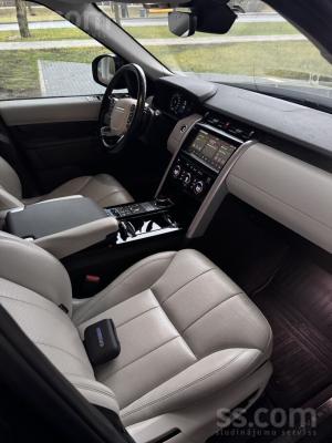 Melns Land Rover Discovery 2018 Jūrmala, ar dzinēja tilpumu 2.00 L un nobraukumu 139 tūkst. km par 24750 €, foto 15 vietnē AUTOMOTO.COM.LV