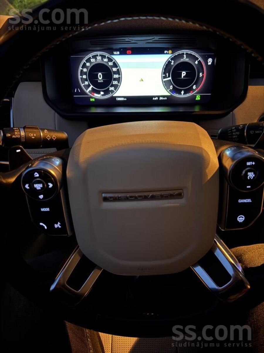 Melns Land Rover Discovery 2018 Jūrmala, ar dzinēja tilpumu 2.00 L un nobraukumu 139 tūkst. km par 24750 €, foto 17 vietnē AUTOMOTO.COM.LV