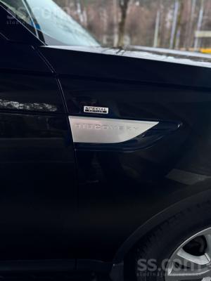 Melns Land Rover Discovery 2018 Jūrmala, ar dzinēja tilpumu 2.00 L un nobraukumu 139 tūkst. km par 24750 €, foto 19 vietnē AUTOMOTO.COM.LV