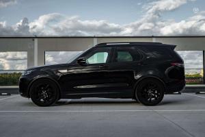 Black Land Rover Discovery 2018 in Vilnius, with an engine capacity of 2.00 L and mileage of 177 thousand km for 18000 €, photo 34 on AUTOMOTO.COM.LV