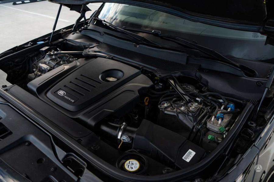 Black Land Rover Discovery 2018 in Vilnius, with an engine capacity of 2.00 L and mileage of 177 thousand km for 18000 €, photo 38 on AUTOMOTO.COM.LV