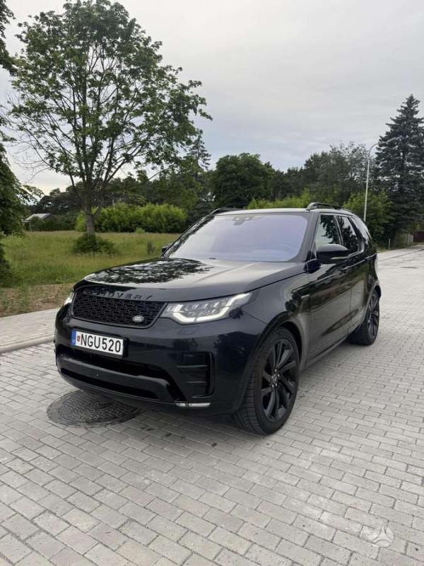 Melns Land Rover Discovery 2018 Kauņa, ar dzinēja tilpumu 2.99 L un nobraukumu 245 tūkst. km par 17750 €, foto 1 vietnē AUTOMOTO.COM.LV