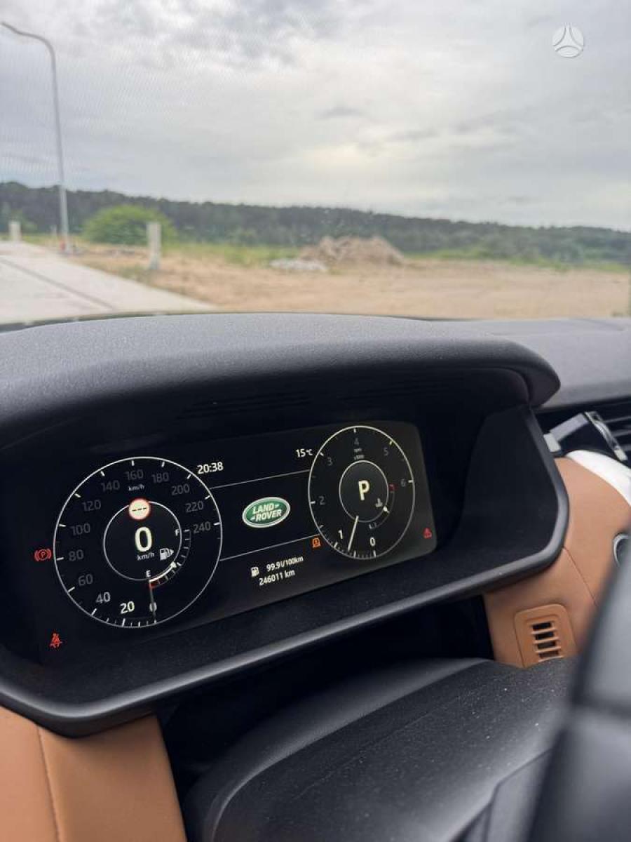 Melns Land Rover Discovery 2018 Kauņa, ar dzinēja tilpumu 2.99 L un nobraukumu 245 tūkst. km par 17750 €, foto 7 vietnē AUTOMOTO.COM.LV