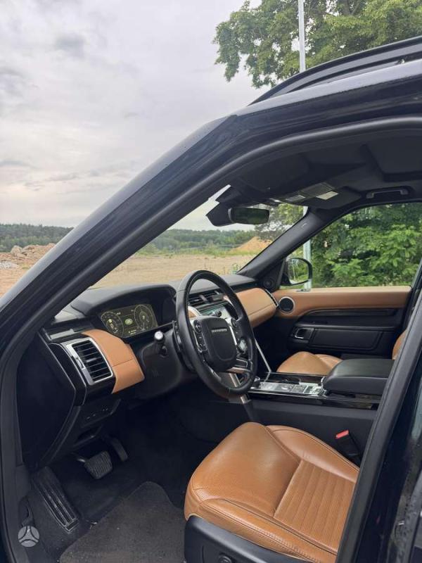 Melns Land Rover Discovery 2018 Kauņa, ar dzinēja tilpumu 2.99 L un nobraukumu 245 tūkst. km par 17750 €, foto 7 vietnē AUTOMOTO.COM.LV
