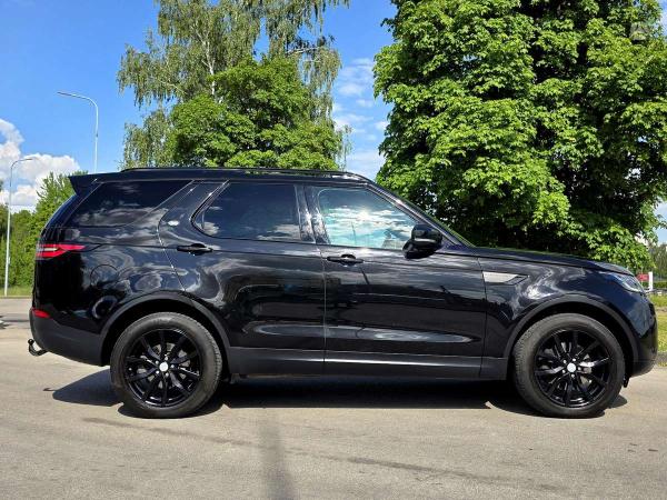 Melns Land Rover Discovery 2018 Tauragė, ar dzinēja tilpumu 2.00 L un nobraukumu 197 tūkst. km par 16500 €, foto 5 vietnē AUTOMOTO.COM.LV