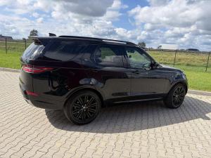 Black Land Rover Discovery 2018 in Kaunas, with an engine capacity of 2.99 L and mileage of 193 thousand km for 19350 €, photo  on AUTOMOTO.COM.LV