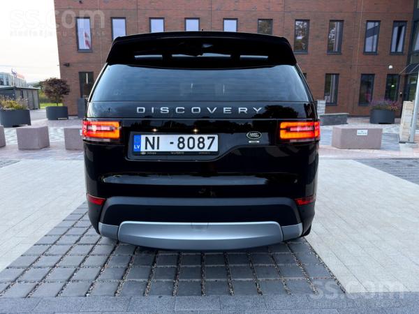 Black Land Rover Discovery 2018 in Jurmala, with an engine capacity of 2.00 L and mileage of 146 thousand km for 20900 €, photo 8 on AUTOMOTO.COM.LV