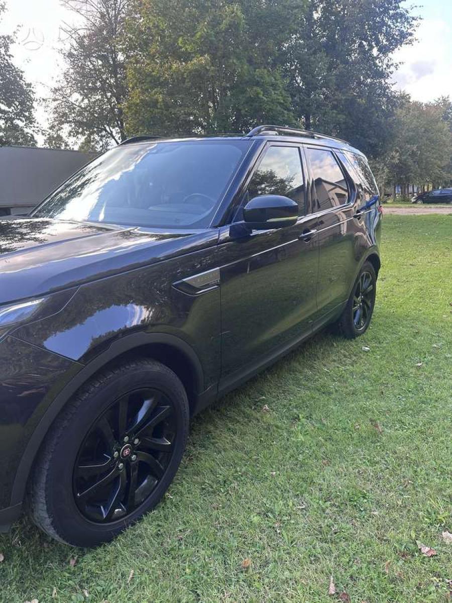 Melns Land Rover Discovery 2018 Viļņa, ar dzinēja tilpumu 2.99 L un nobraukumu 229 tūkst. km par 21000 €, foto 5 vietnē AUTOMOTO.COM.LV