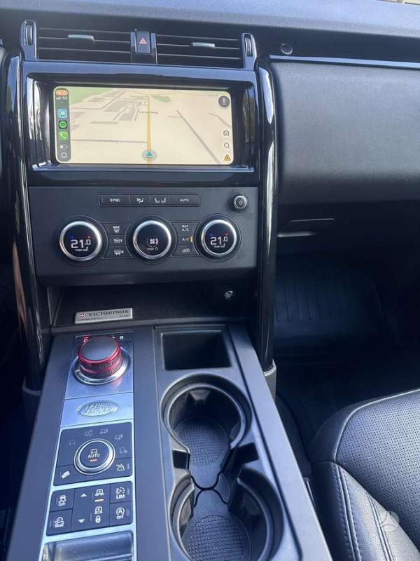 Melns Land Rover Discovery 2018 Viļņa, ar dzinēja tilpumu 2.99 L un nobraukumu 229 tūkst. km par 21000 €, foto 11 vietnē AUTOMOTO.COM.LV