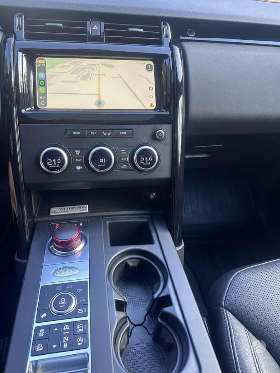 Melns Land Rover Discovery 2018 Viļņa, ar dzinēja tilpumu 2.99 L un nobraukumu 229 tūkst. km par 21000 €, foto 11 vietnē AUTOMOTO.COM.LV