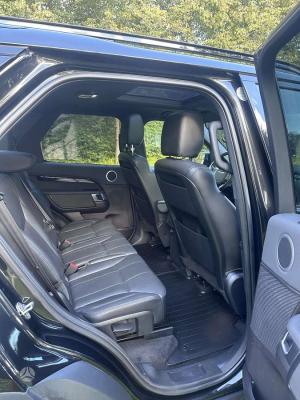 Melns Land Rover Discovery 2018 Viļņa, ar dzinēja tilpumu 2.99 L un nobraukumu 229 tūkst. km par 21000 €, foto 15 vietnē AUTOMOTO.COM.LV