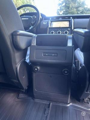 Melns Land Rover Discovery 2018 Viļņa, ar dzinēja tilpumu 2.99 L un nobraukumu 229 tūkst. km par 21000 €, foto 16 vietnē AUTOMOTO.COM.LV