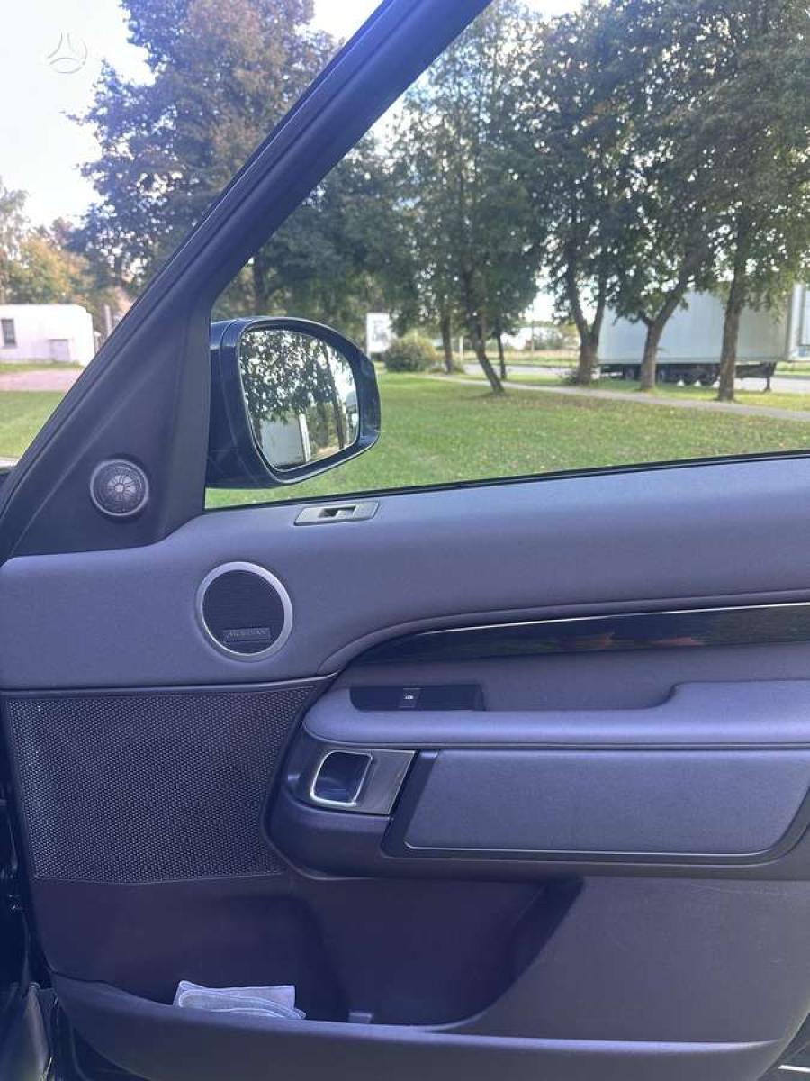 Melns Land Rover Discovery 2018 Viļņa, ar dzinēja tilpumu 2.99 L un nobraukumu 229 tūkst. km par 21000 €, foto 19 vietnē AUTOMOTO.COM.LV