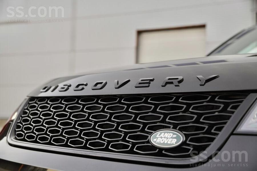 Melns Land Rover Discovery 2019 Rīga, ar dzinēja tilpumu 3.00 L un nobraukumu 94 tūkst. km par 34900 €, foto 22 vietnē AUTOMOTO.COM.LV