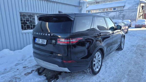 Melns Land Rover Discovery 2019 Tallina, ar dzinēja tilpumu 2.99 L un nobraukumu 191 tūkst. km par 13000 €, foto 3 vietnē AUTOMOTO.COM.LV