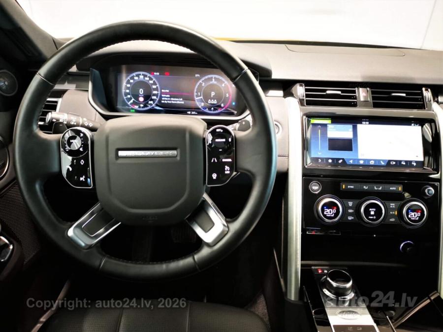 Black Land Rover Discovery 2019 in Riga, with an engine capacity of 3.00 L and mileage of 158 thousand km for 29900 €, photo 13 on AUTOMOTO.COM.LV