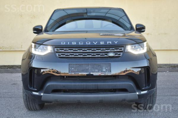 Black Land Rover Discovery 2019 in Talsi, with an engine capacity of 2.00 L and mileage of 107 thousand km for 19900 €, photo 3 on AUTOMOTO.COM.LV