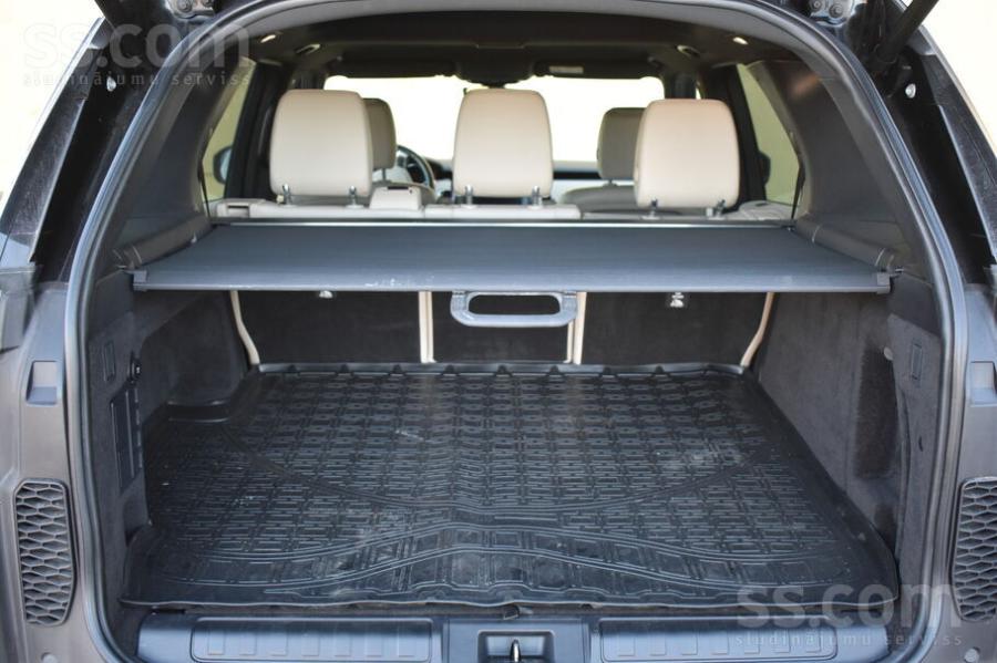Melns Land Rover Discovery 2019 Talsi, ar dzinēja tilpumu 2.00 L un nobraukumu 107 tūkst. km par 19900 €, foto 10 vietnē AUTOMOTO.COM.LV