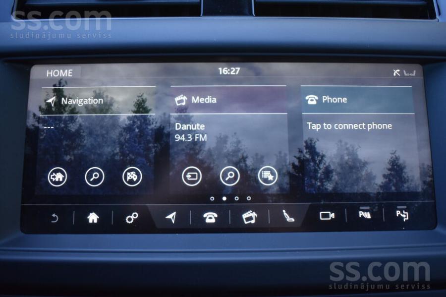 Melns Land Rover Discovery 2019 Talsi, ar dzinēja tilpumu 2.00 L un nobraukumu 107 tūkst. km par 19900 €, foto 21 vietnē AUTOMOTO.COM.LV
