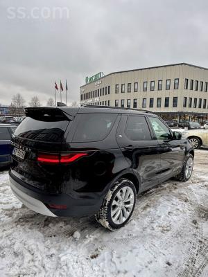 Melns Land Rover Discovery 2021 Rīga, ar dzinēja tilpumu 3.00 L un nobraukumu 85 tūkst. km par 38900 €, foto 5 vietnē AUTOMOTO.COM.LV